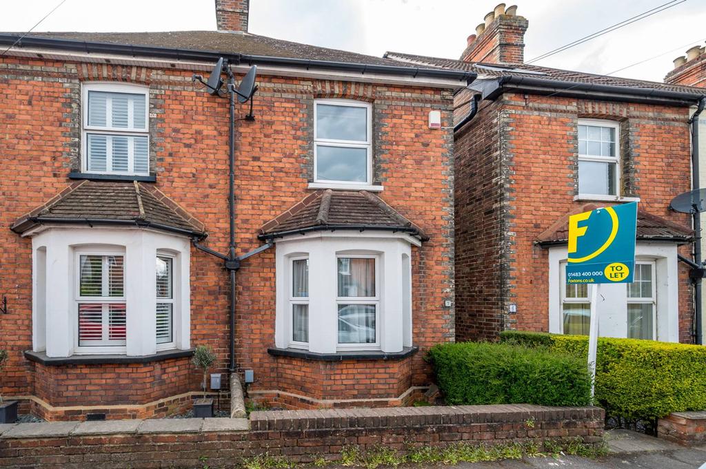 Margaret Road, Guildford, GU1 3 bed semi-detached house - £1,900 pcm (£ ...