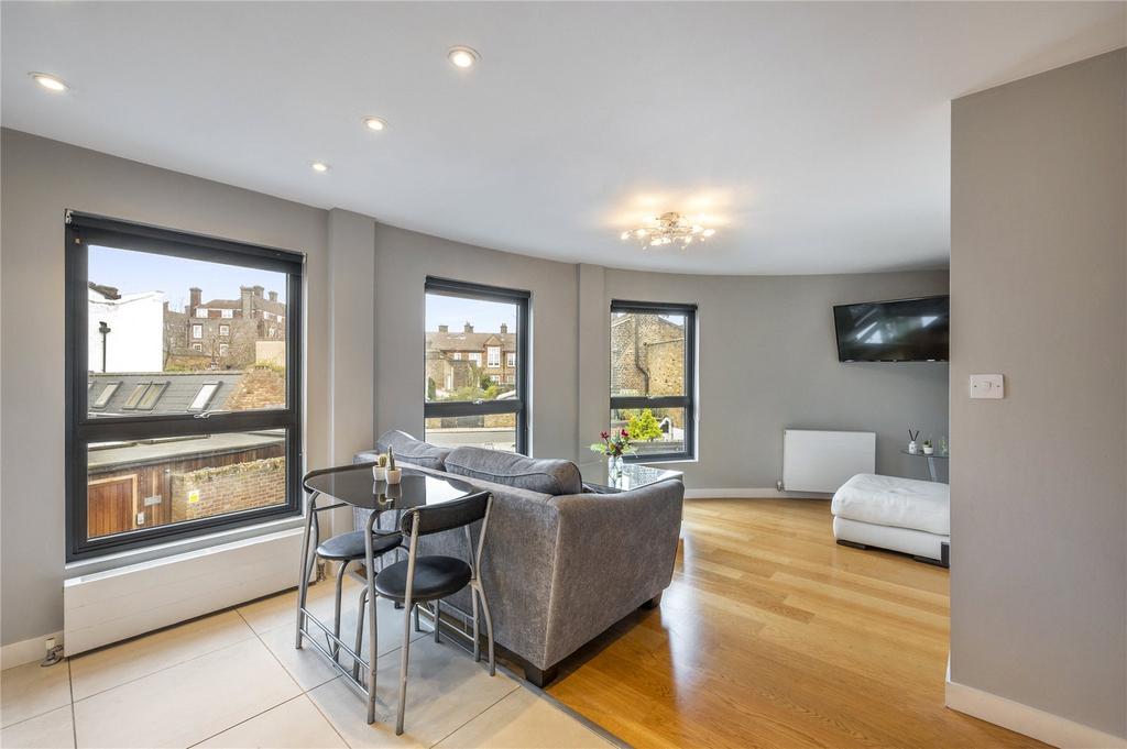 Harmood Grove, London 2 bed flat - £595,000