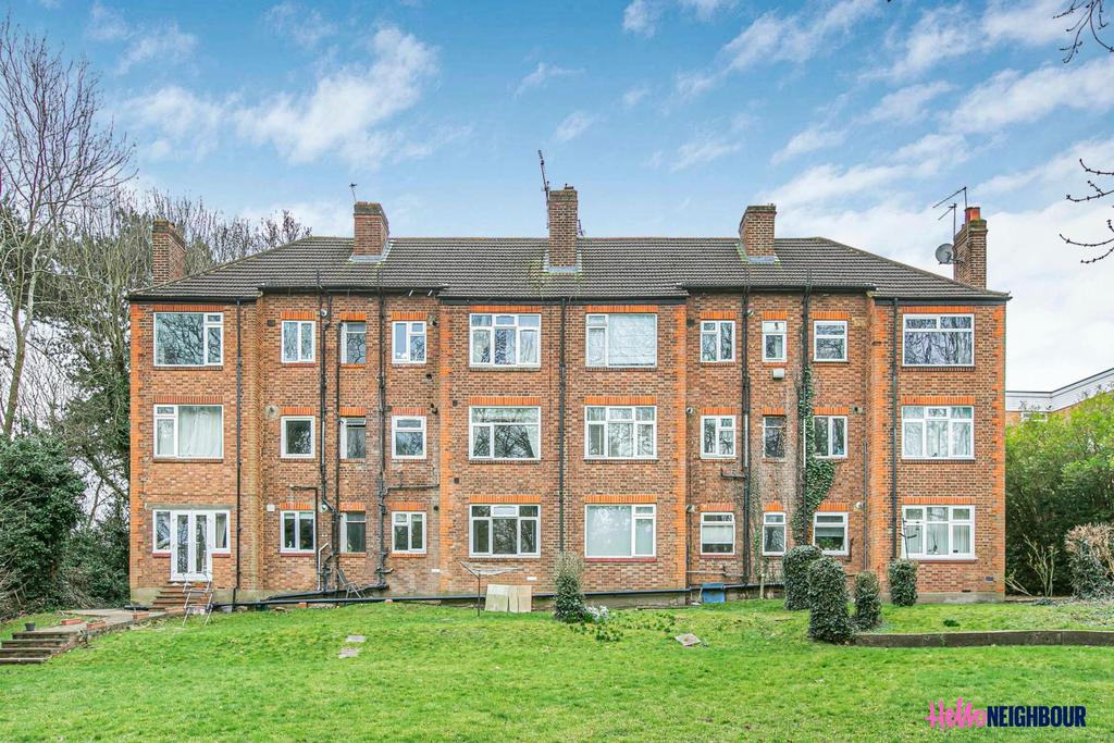 Park Close, London, N12 1 bed apartment - £1,400 pcm (£323 pw)