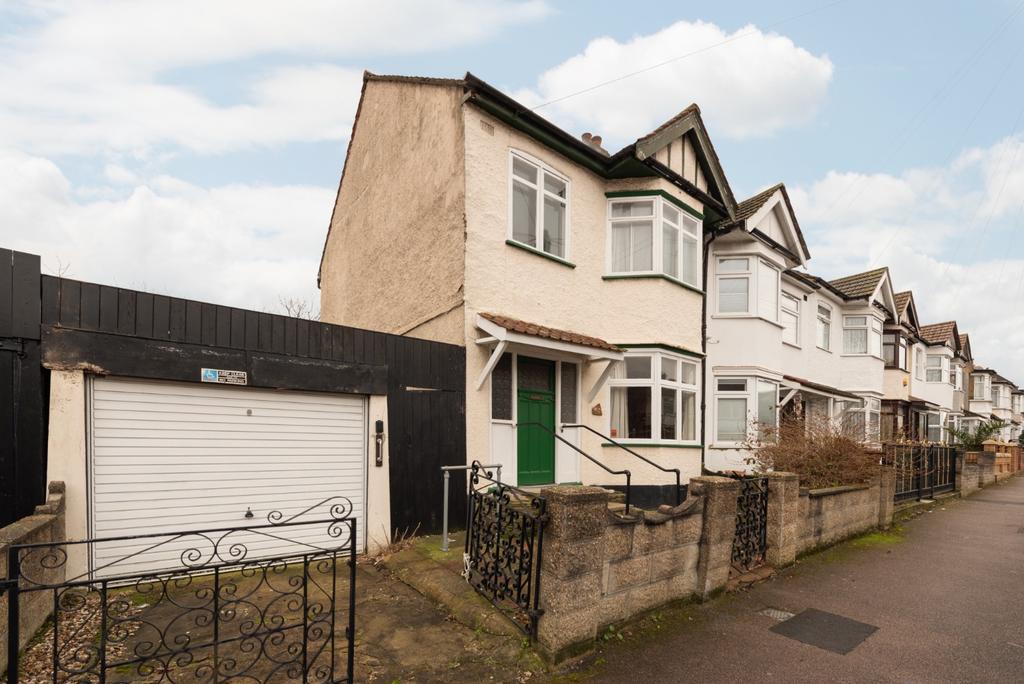 Matlock Road, Leyton, London, E10 6DJ 3 bed end of terrace house - £675,000