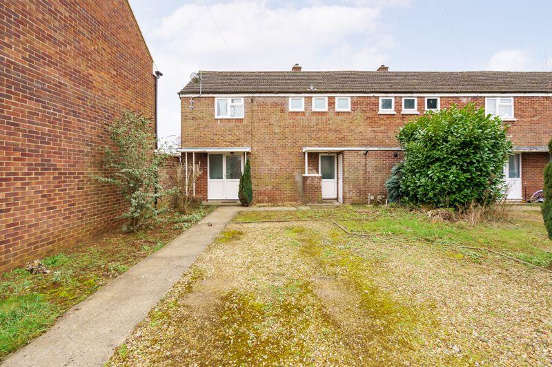 Fairhaven Road, Caversfield 3 bed end of terrace house - £300,000