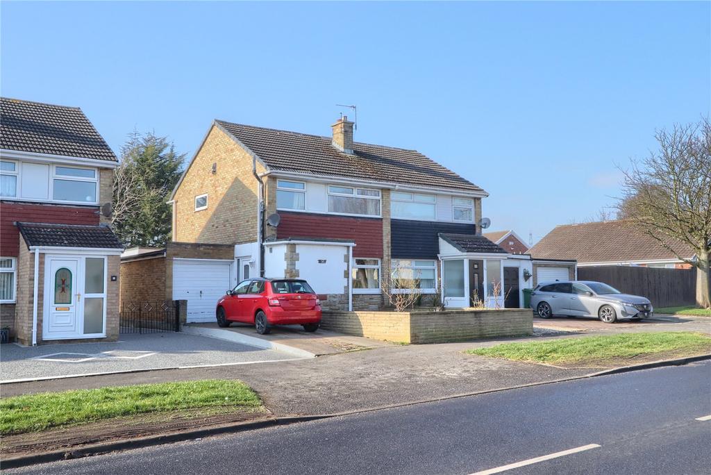 Marske Lane, Bishopsgarth 3 bed semi-detached house - £150,000