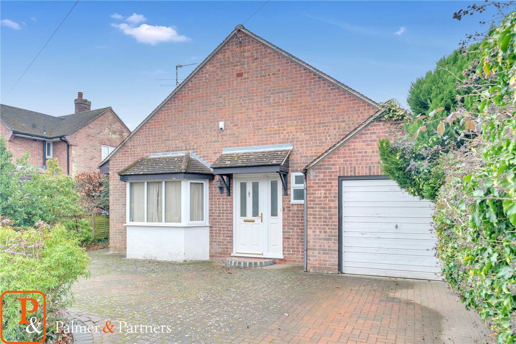 Prettygate Road, Colchester, Essex, CO3 2 bed bungalow - £350,000