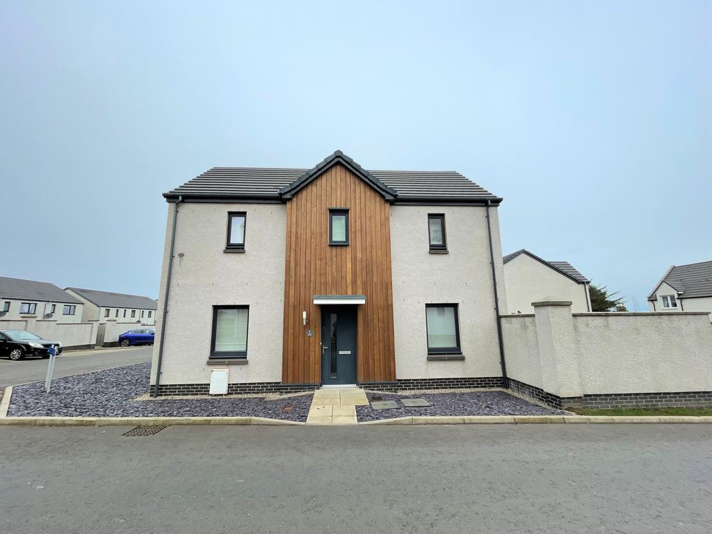Whitehills Gardens, Cove, Aberdeen, AB12 3 bed detached house - £1,300 ...