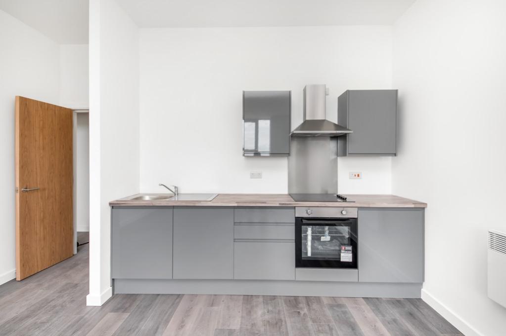 14 Card House Bingley Road, Bradford 1 bed apartment - £675 pcm (£156 pw)
