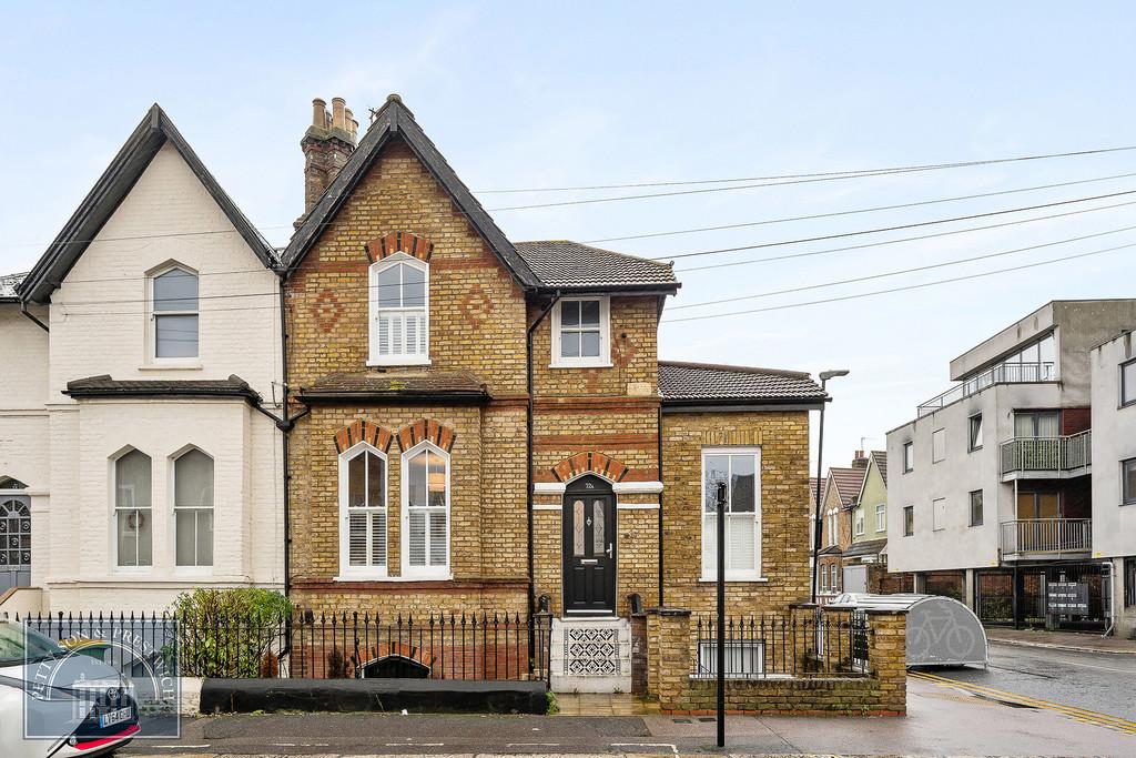 Field Road, Forest Gate 4 bed maisonette - £735,000