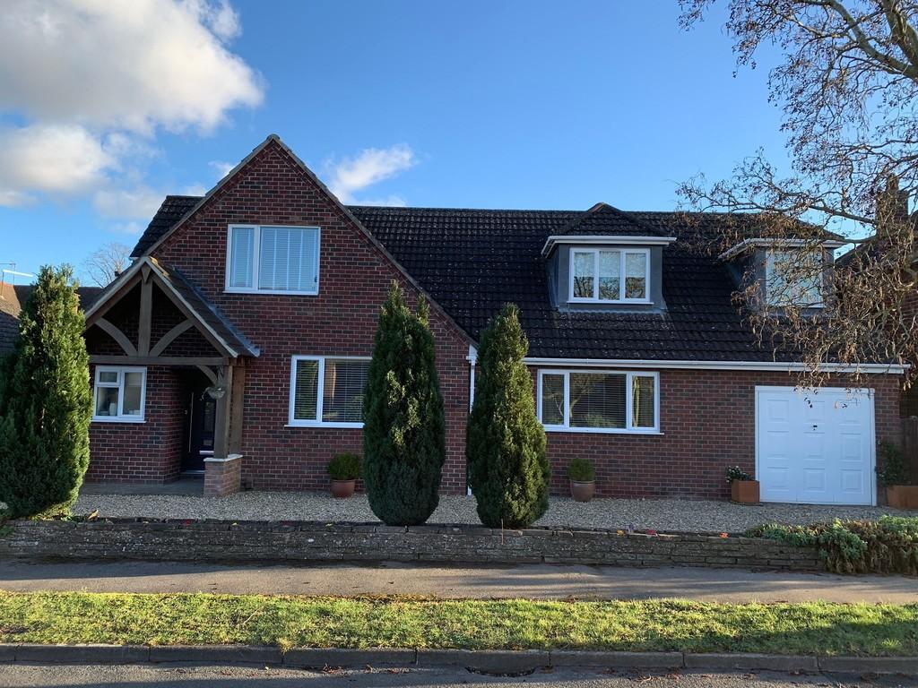 Doddington Avenue, Lincoln 4 bed detached house - £625,000