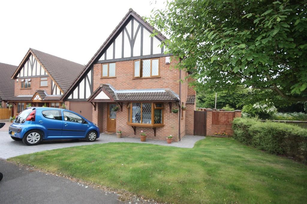 Laburnum Close, Kidsgrove... 4 bed detached house - £298,000