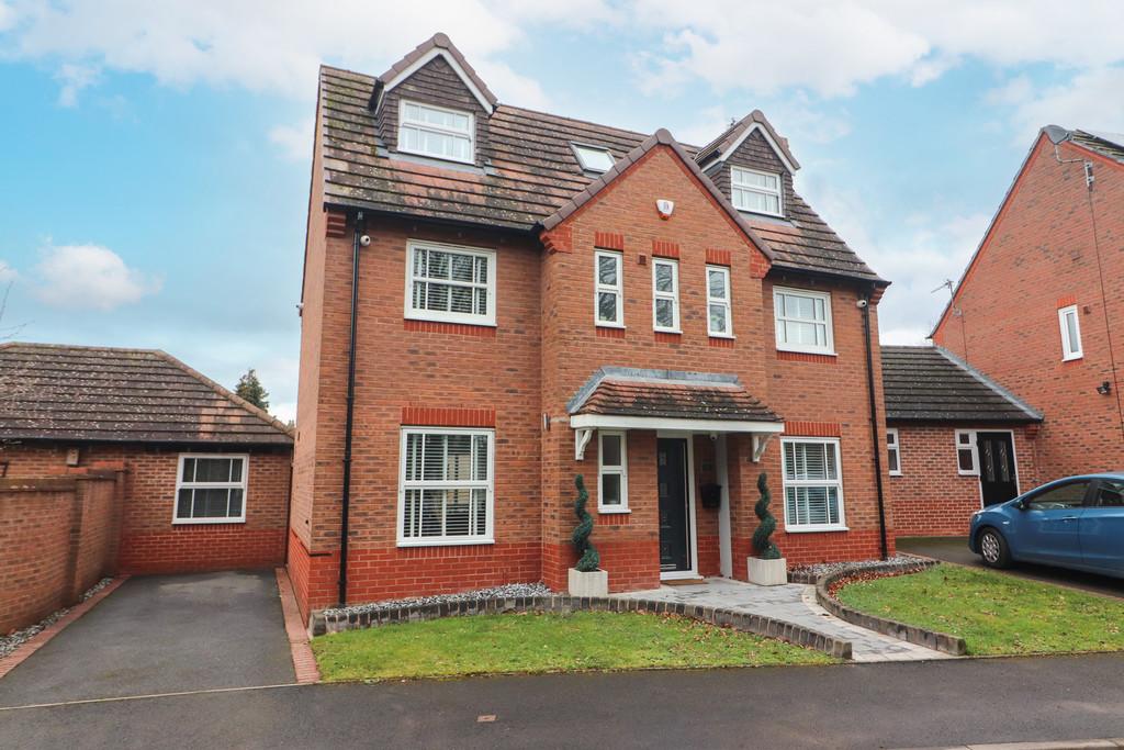 Fox Close, Sutton Coldfield 5 bed detached house - £575,000