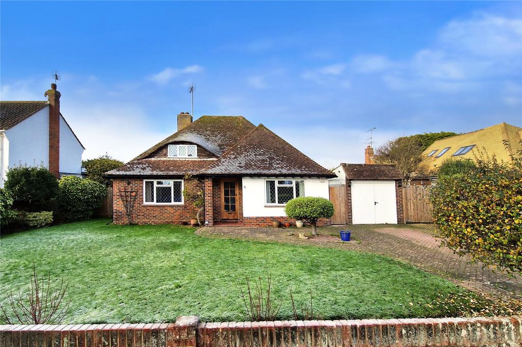 Sea Avenue, Rustington... 2 bed bungalow - £825,000