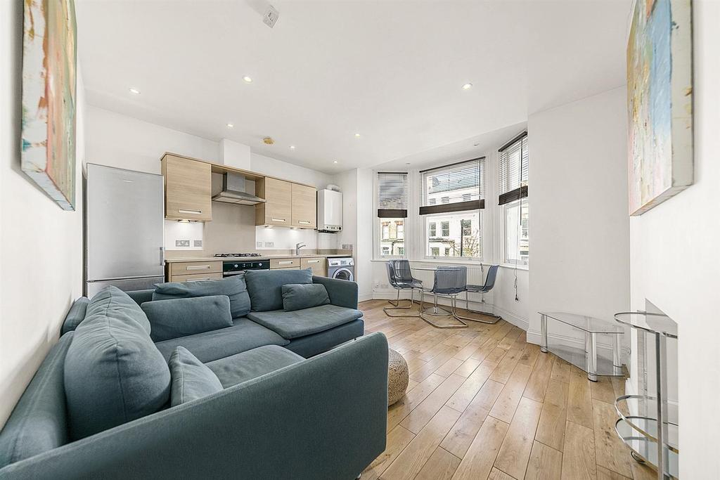 Lambert Road, SW2 1 bed flat - £1,582 pcm (£365 pw)