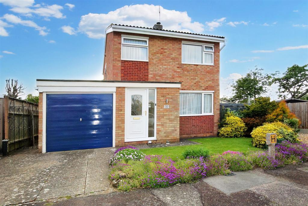 Lorraine Road Wootton Bedford 3 Bed Detached House 350 000 Lorraine Road Wootton Bedford 3 Bed Detached House 350 000