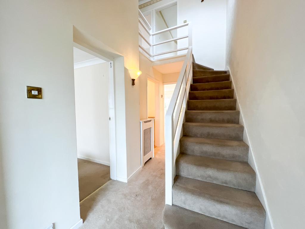 Gaydon Road, Solihull, West Midlands 3 bed semi-detached house - £300,000