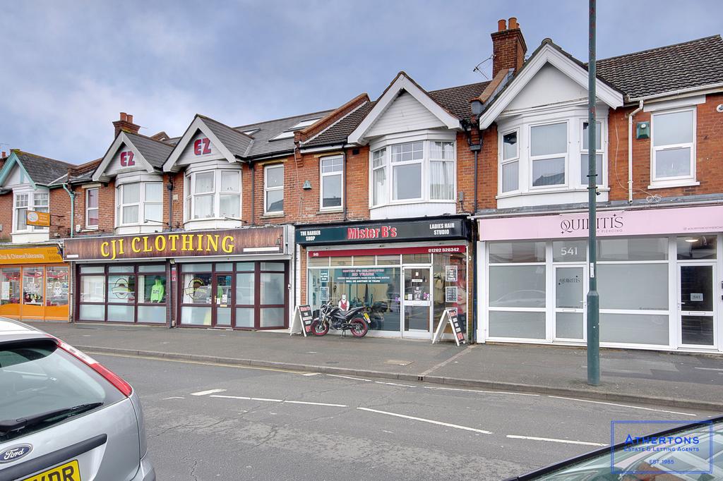 Wimborne Road, Bournemouth, BH9 2 bed apartment - £170,000