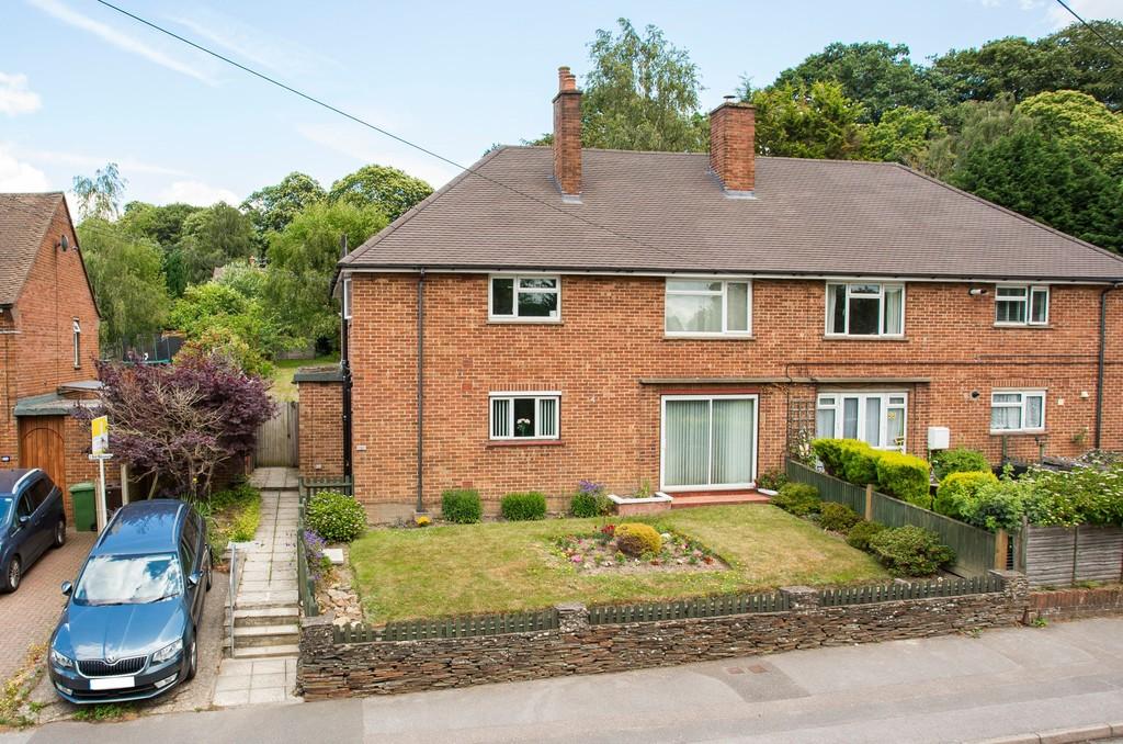 Sandhurst Road, Tunbridge Wells 2 bed maisonette - £275,000