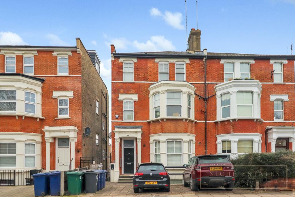 Nether Street, Finchley Central, N3 2 bed apartment - £1,950 pcm (£450 pw)