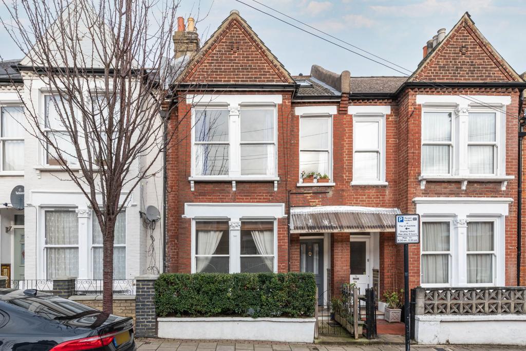 Gaskarth Road, London, SW12 2 bed apartment - £700,000
