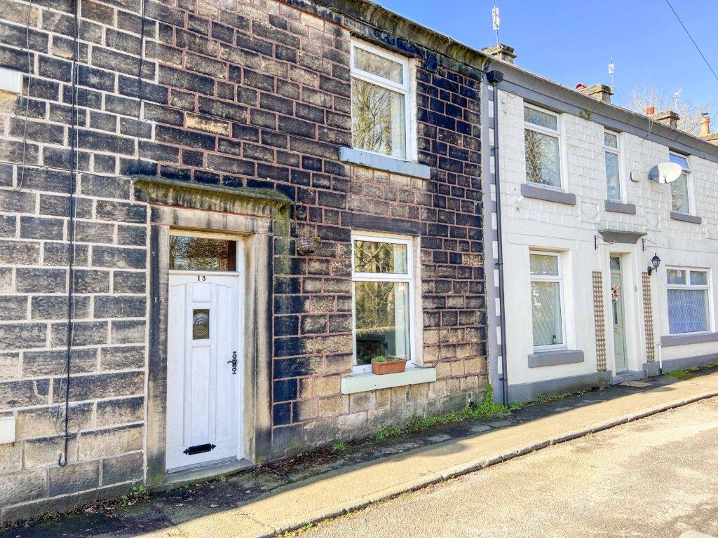 Springwood Street, Ramsbottom 2 bed terraced house - £190,000