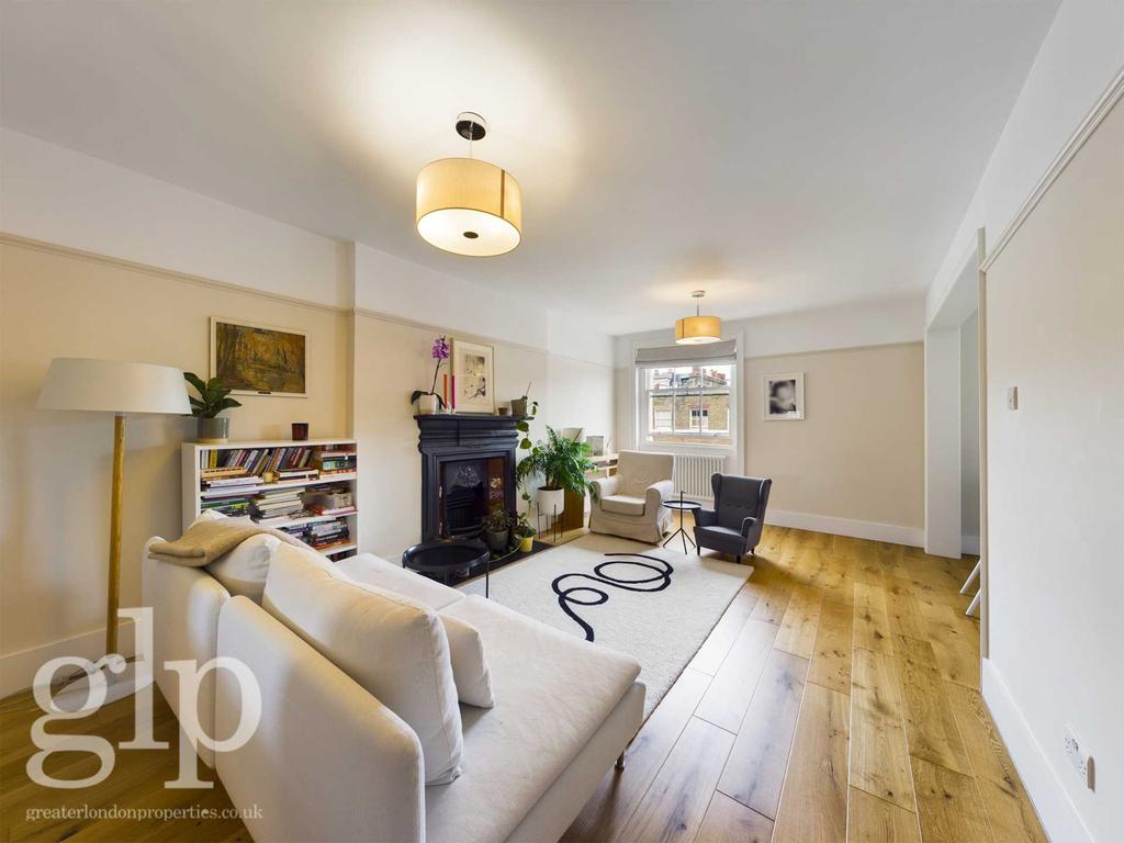 Bedford Place, Bloomsbury, WC1B 2 bed flat - £3,467 pcm (£800 pw)