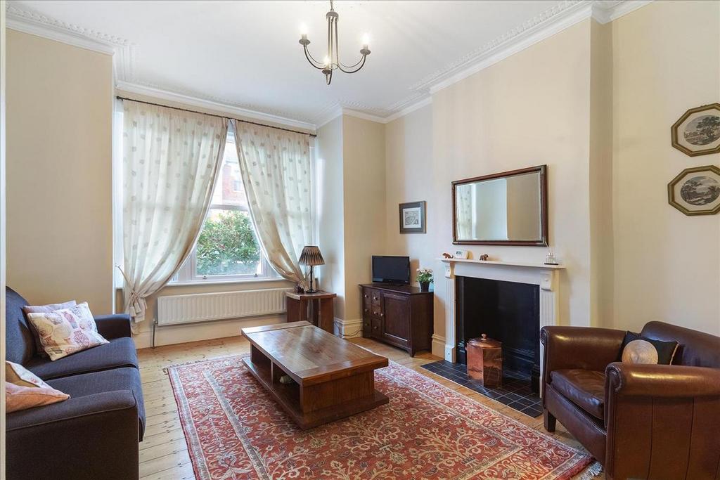 Niton Street, Fulham, London, SW6 1 bed flat - £350,000