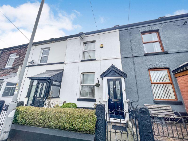 Parr Lane, Unsworth, Bury 2 bed cottage - £210,000