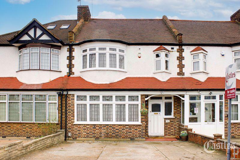 Bowes Road, London, N11 3 bed terraced house - £600,000