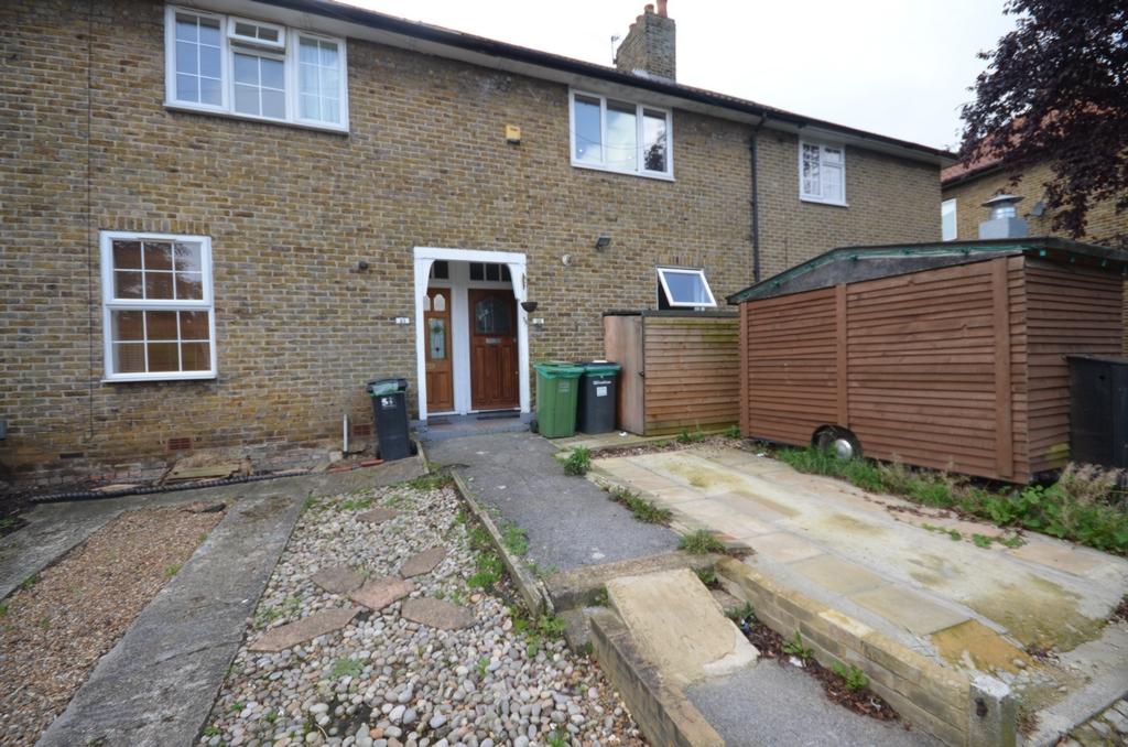Capstone Road, Bromley, BR1 3 bed terraced house - £1,700 pcm (£392 pw)