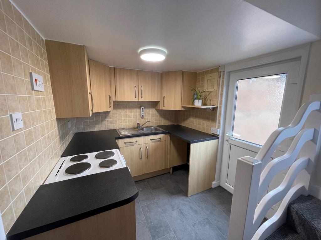 Church Terrace Outwell Wisbech 3 Bed Terraced House £725 Pcm £167 Pw