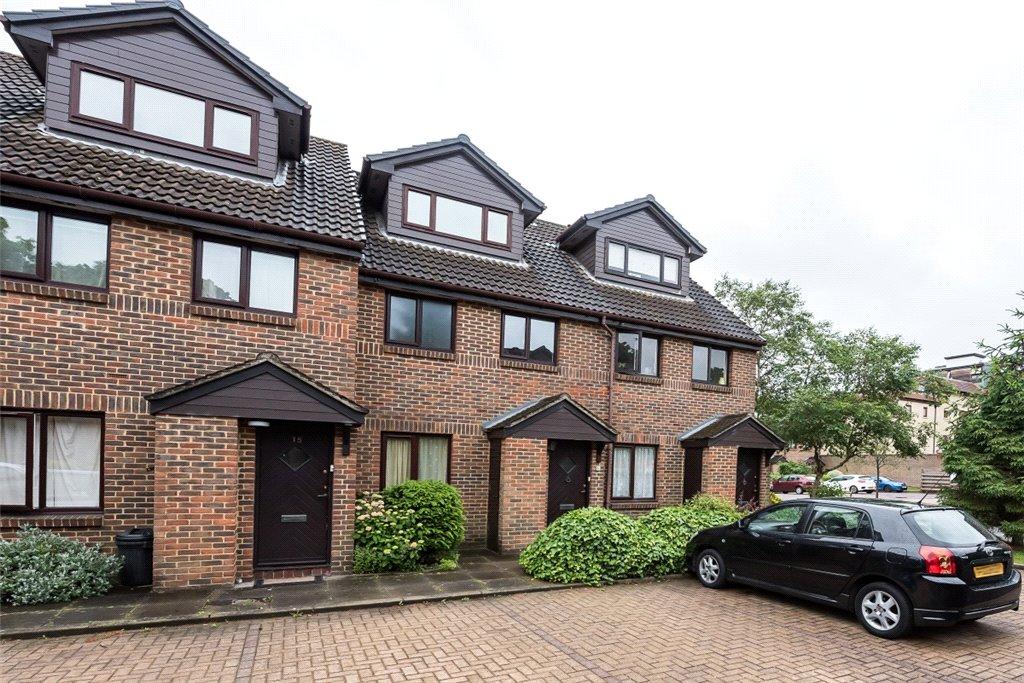 Benwell Court Sunbury On Thames Surrey Tw16 2 Bed Maisonette For