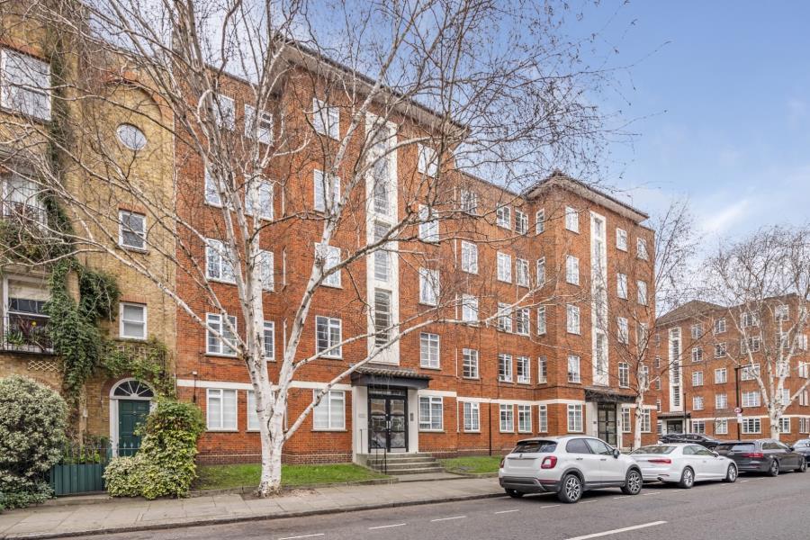 Eamont Court, London, NW8 2 bed flat - £2,990 pcm (£690 pw)