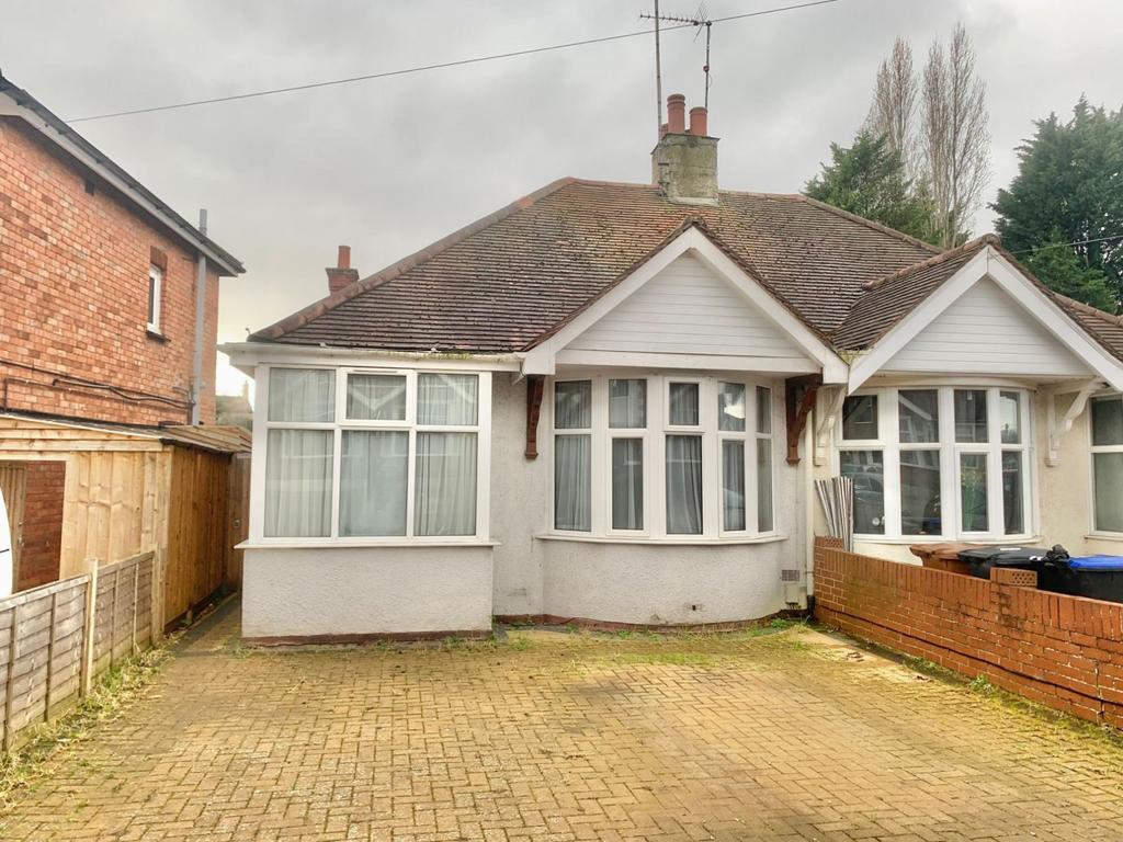 Malcolm Drive, Duston, Northampton... 2 bed semi-detached bungalow - £ ...