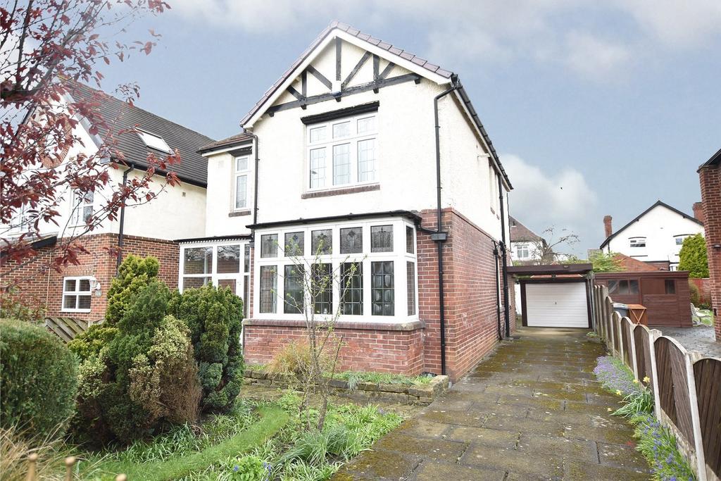 Park Avenue, Crossgates, Leeds, West... 4 bed detached house - £399,950