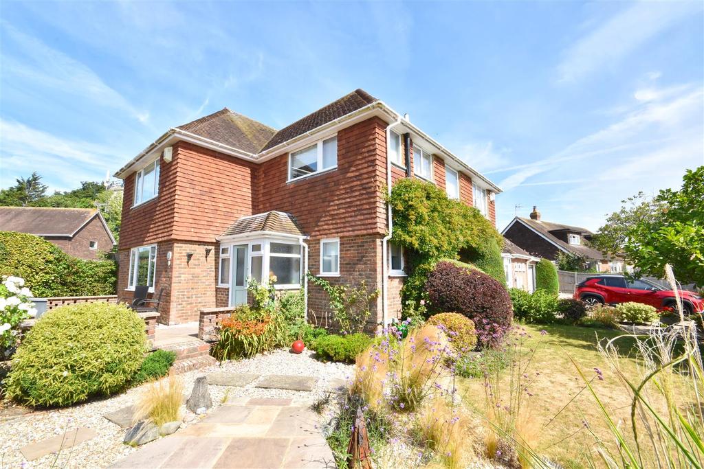 Fair Meadow, Rye 3 bed detached house - £700,000