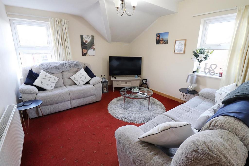 Patterson Court, Freckleton Street... 2 bed flat - £164,950