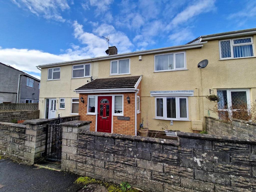 Cribbwr Square, Kenfig Hill, Bridgend 3 bed terraced house - £169,995