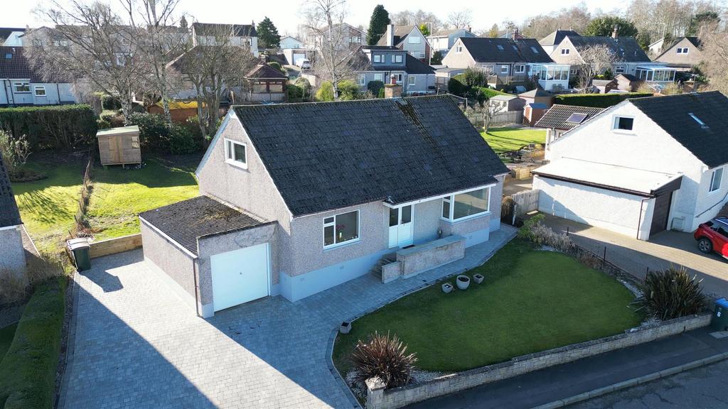 Anderson Drive, Perth 4 bed house - £328,000