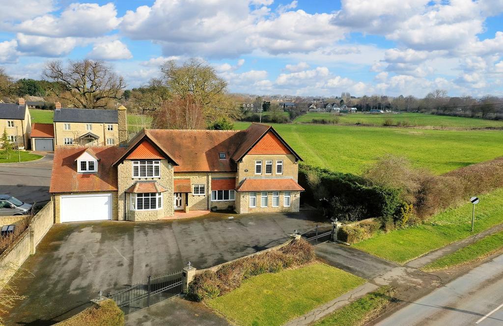 Bampton Road, Curbridge, OX29 4 bed detached house - £1,150,000