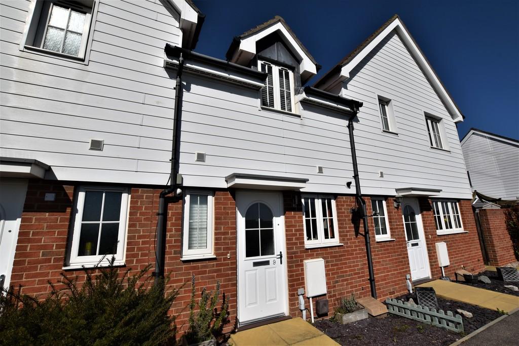 Manston Way Walk, Margate 2 bed terraced house - £240,000