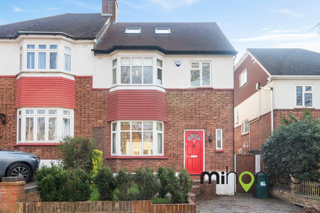 Monkfrith Way, Southgate 4 bed semi-detached house - £2,950 pcm (£681 pw)