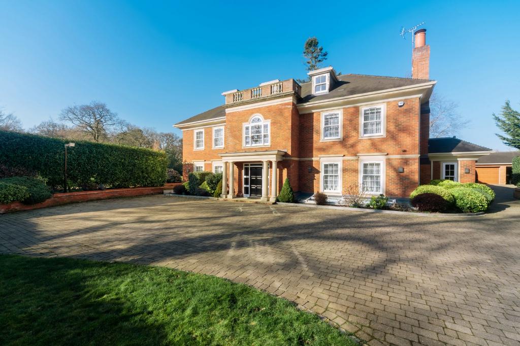 Fulmer Common Road, Fulmer, SL3 6 bed detached house - £3,500,000