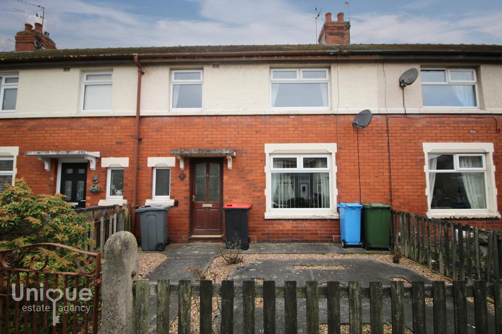 Westfield Avenue, Fleetwood, FY7 3 bed terraced house - £95,000