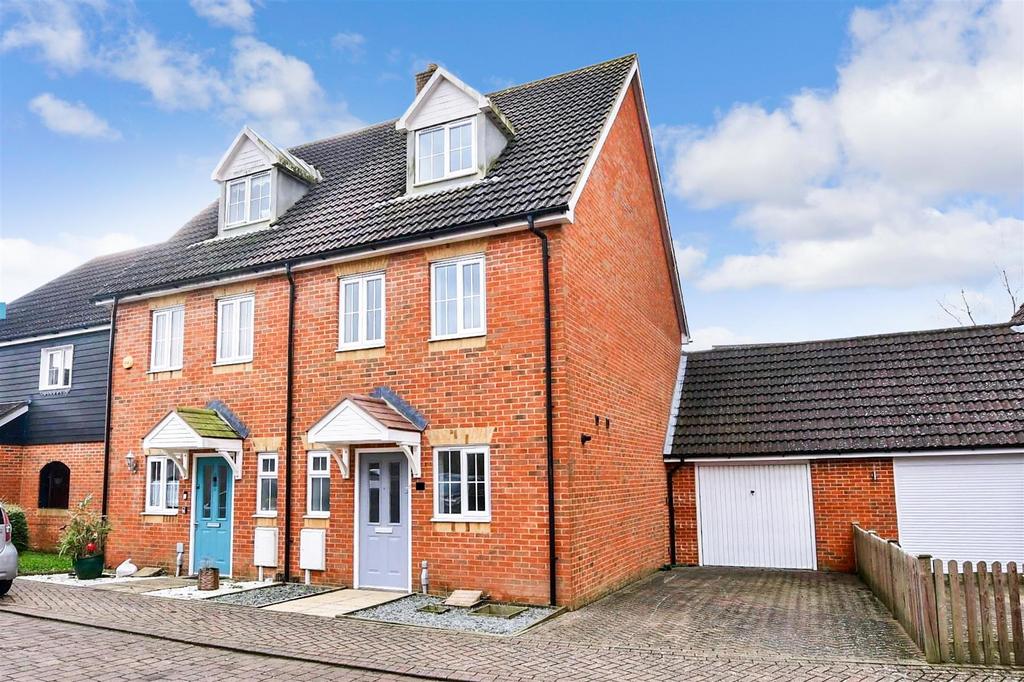 Mudie Close, Folkestone, Kent 3 bed end of terrace house - £340,000