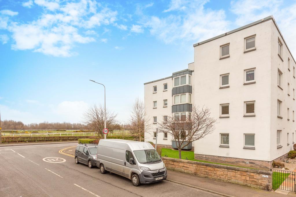 58B Linkfield Road, Musselburgh, EH21... 1 bed ground floor flat - £160,000