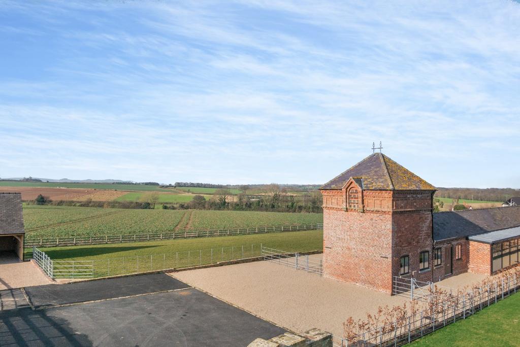 Castle Barns, Acton Burnell... 4 bed barn conversion - £750,000