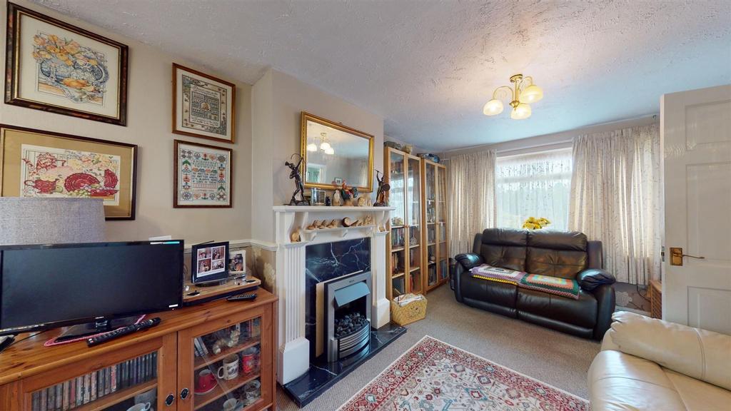 Hunters Forstal Road, Herne Bay, CT6 3 bed chalet - £325,000