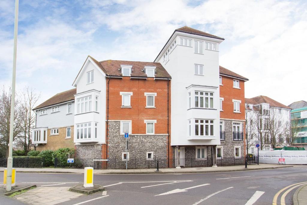 Old Watling Street, Canterbury, CT1 2 bed flat for sale - £299,999