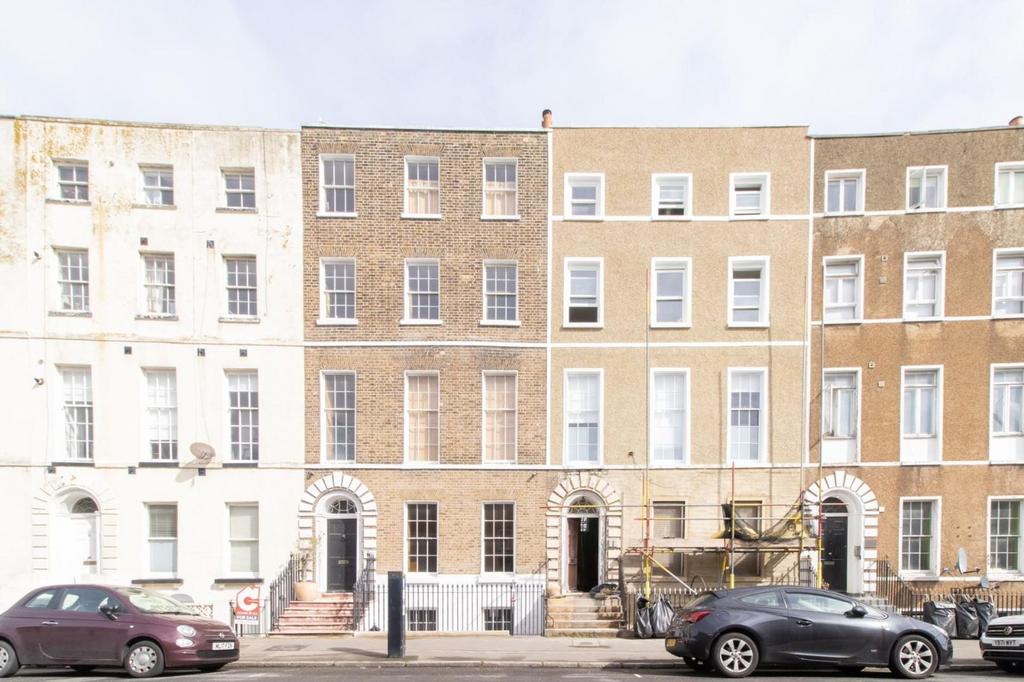 Union Crescent, Margate, CT9 2 bed flat for sale - £185,000
