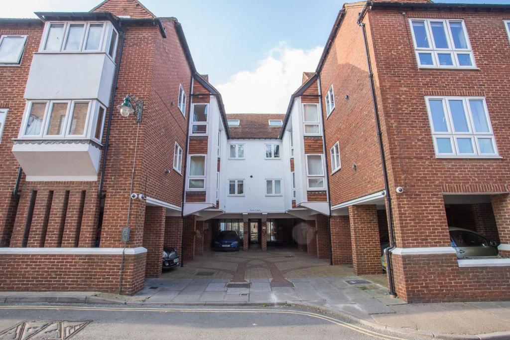 Stour Street, Stour Court Stour Street, CT1 2 bed property - £295,000