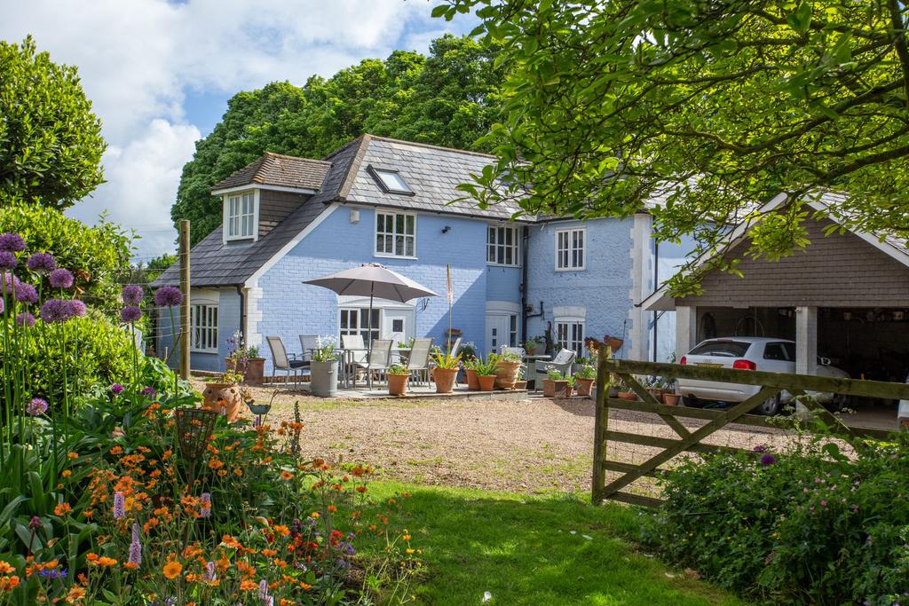 Stowting Common, Ashford, TN25 4 bed detached house - £800,000