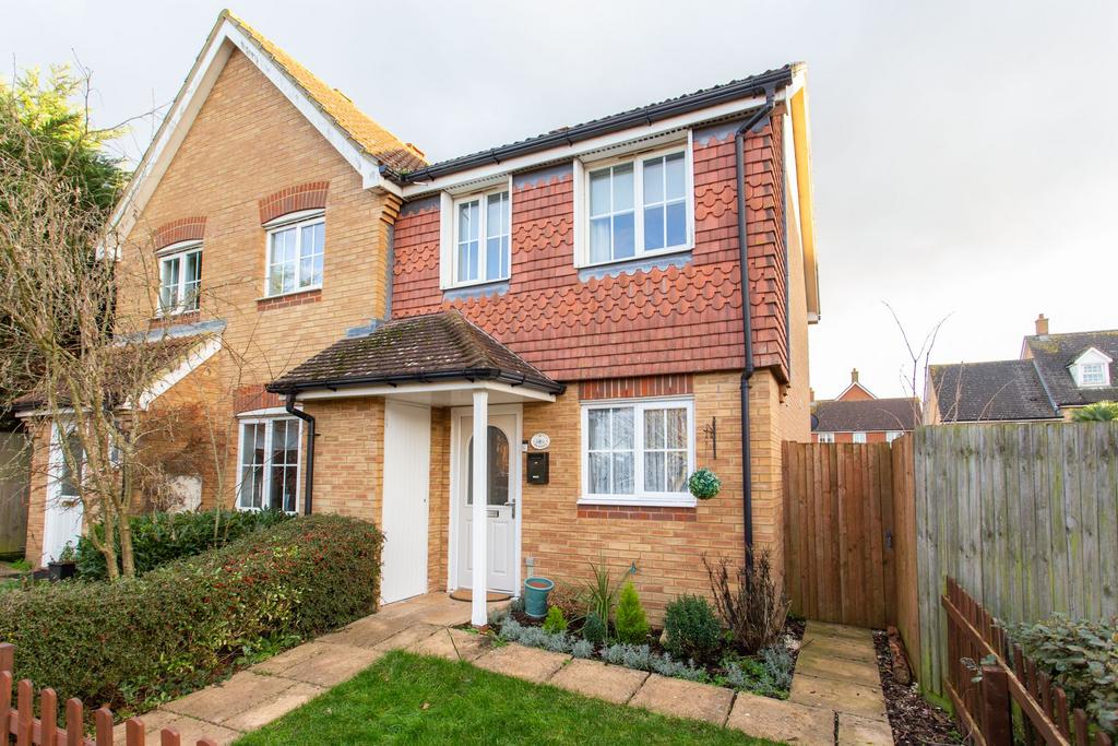 The Avenue, Hersden, CT3 2 bed terraced house - £270,000